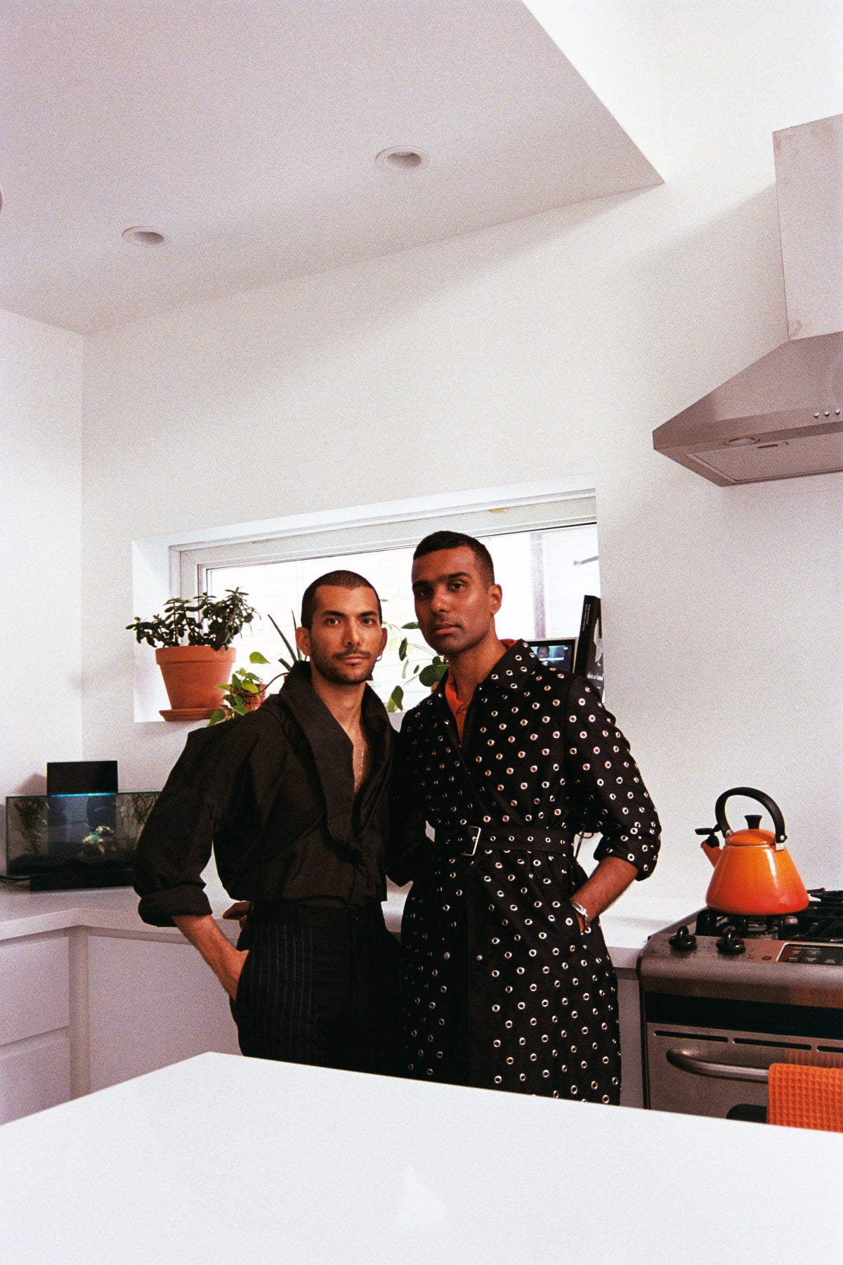 A Moment With: Prayag Menon-Vimadalal & Porus Vimadalal – VSP Consignment