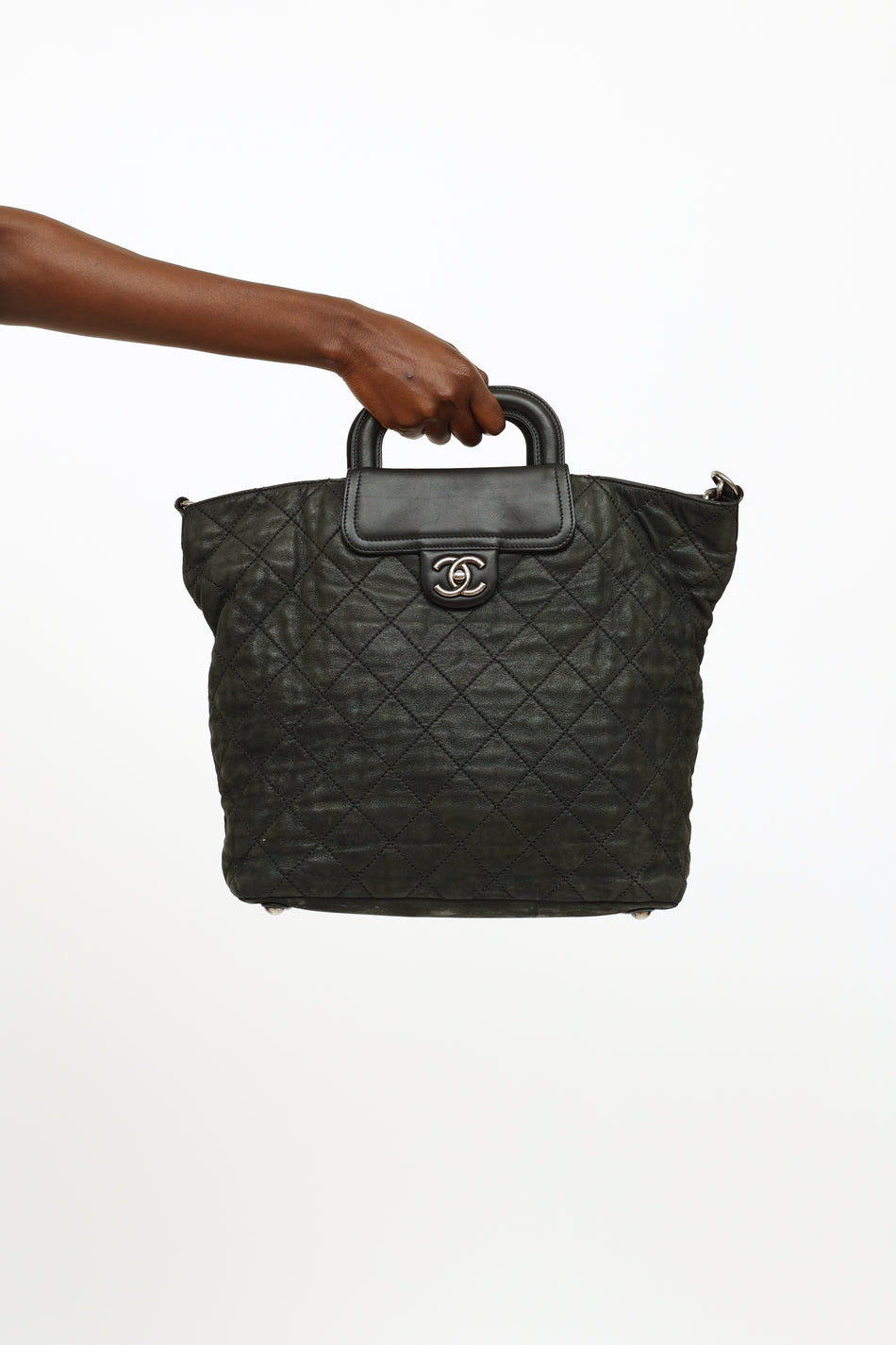 Chanel // Black Iridescent In The Mix Leather Tote Bag – VSP Consignment