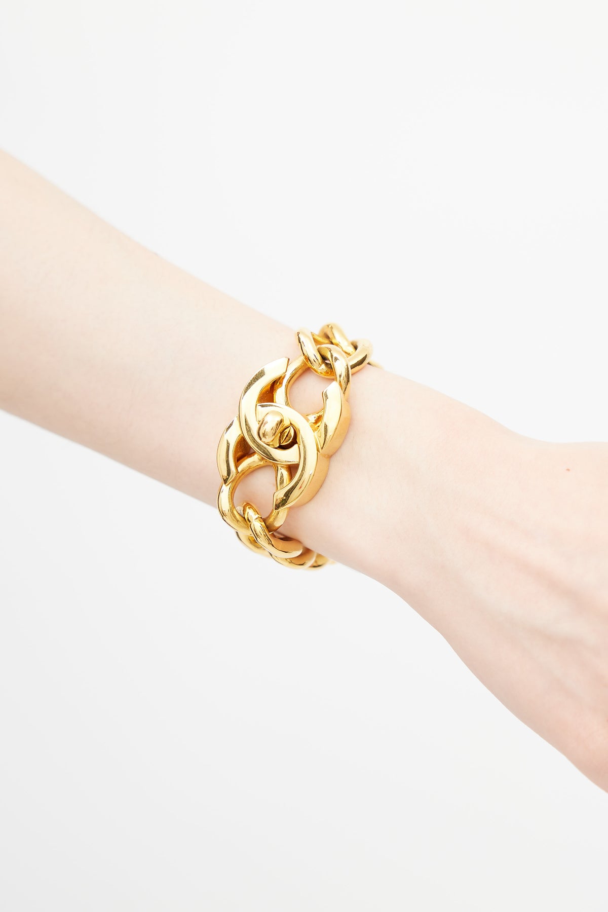 Chanel // Spring 1996 Gold Chunky CC Bracelet – VSP Consignment