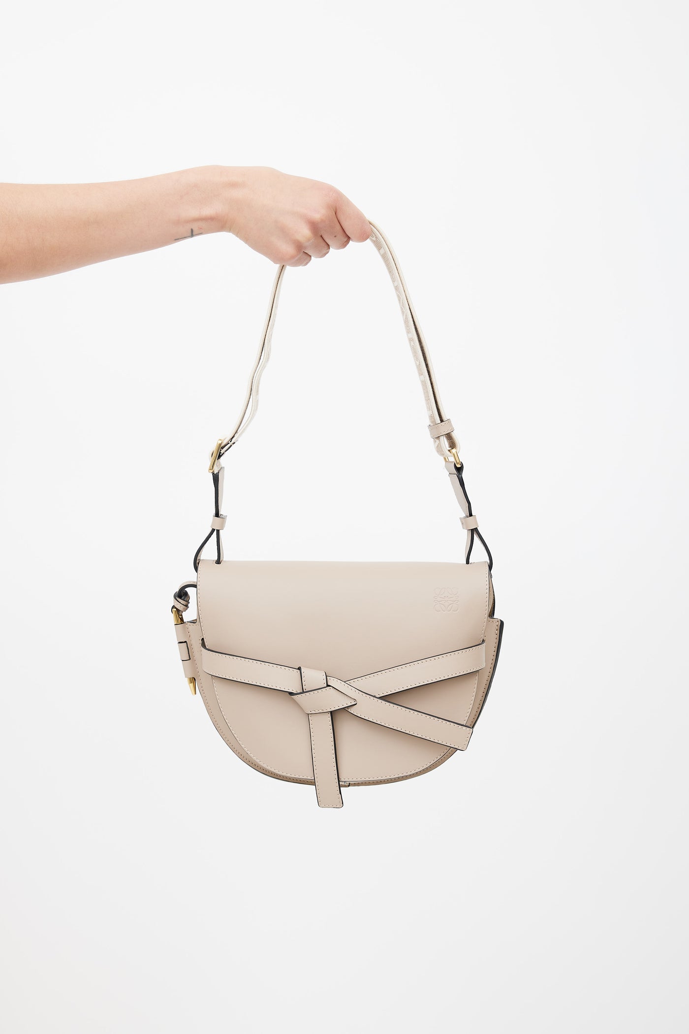 Loewe // Grey Small Gate Crossbody Bag – VSP Consignment