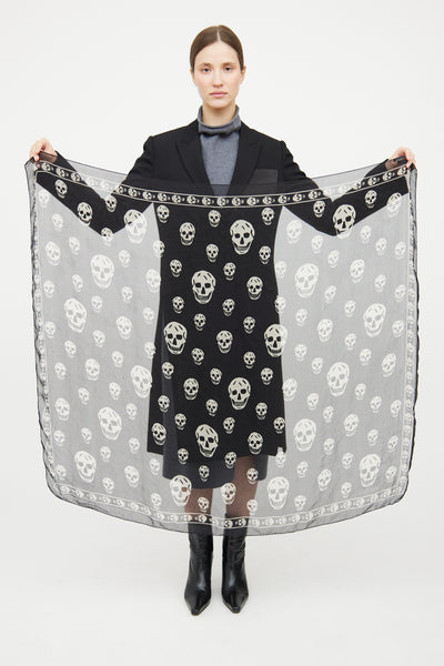 Alexander McQueen // Black & White Skull Silk Scarf – VSP Consignment