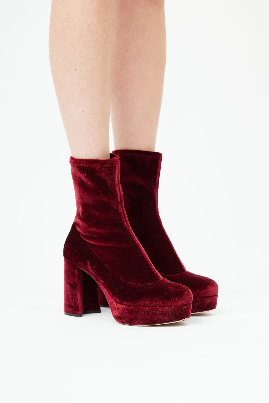 Miu Miu // Red Velvet Platform Boot – VSP Consignment