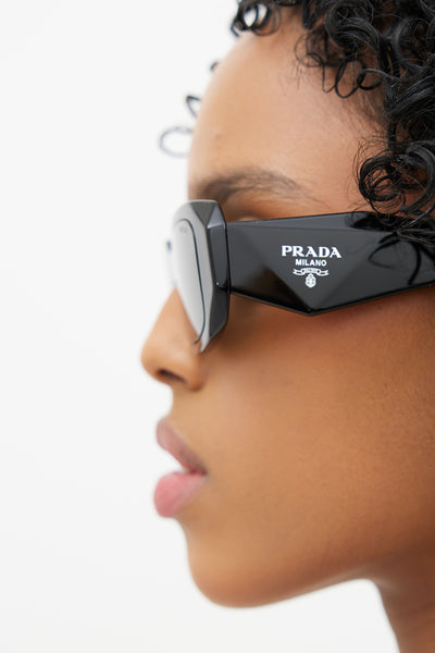 Prada // Black SPR17W Rectangular Sunglasses – VSP Consignment